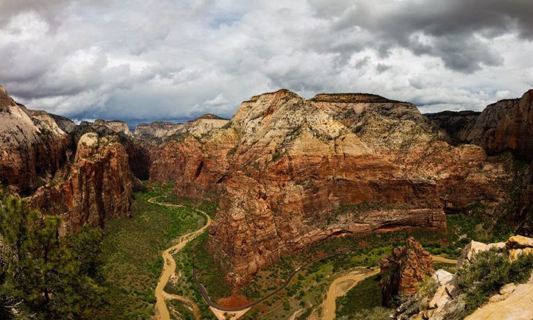 Survival Guide for Hiking Angels Landing Zion Nation Park Utah – Our Guide
