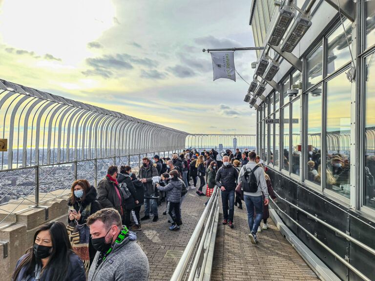 The Empire State Building Experience – Visiting the Top of Manhattan!