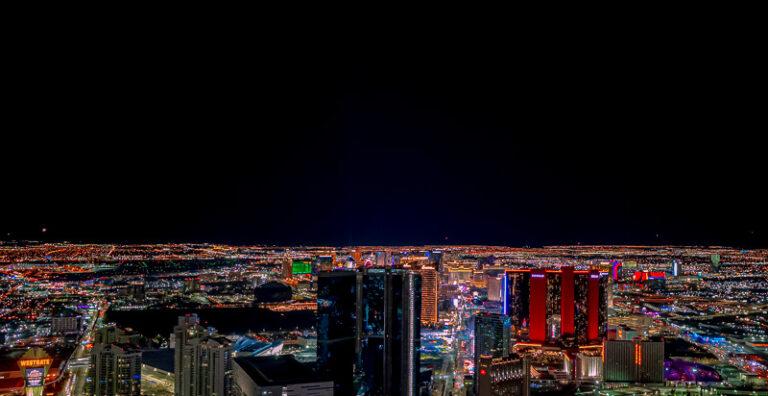 The STRAT SkyPod Review – Is The Stratosphere Observation Deck Worth It?