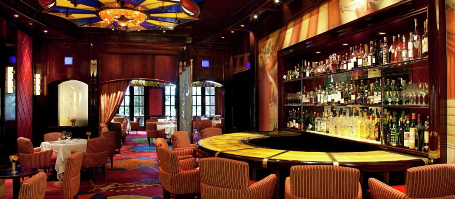 Where To Eat At The Bellagio Las Vegas- Best Restaurants at the ...