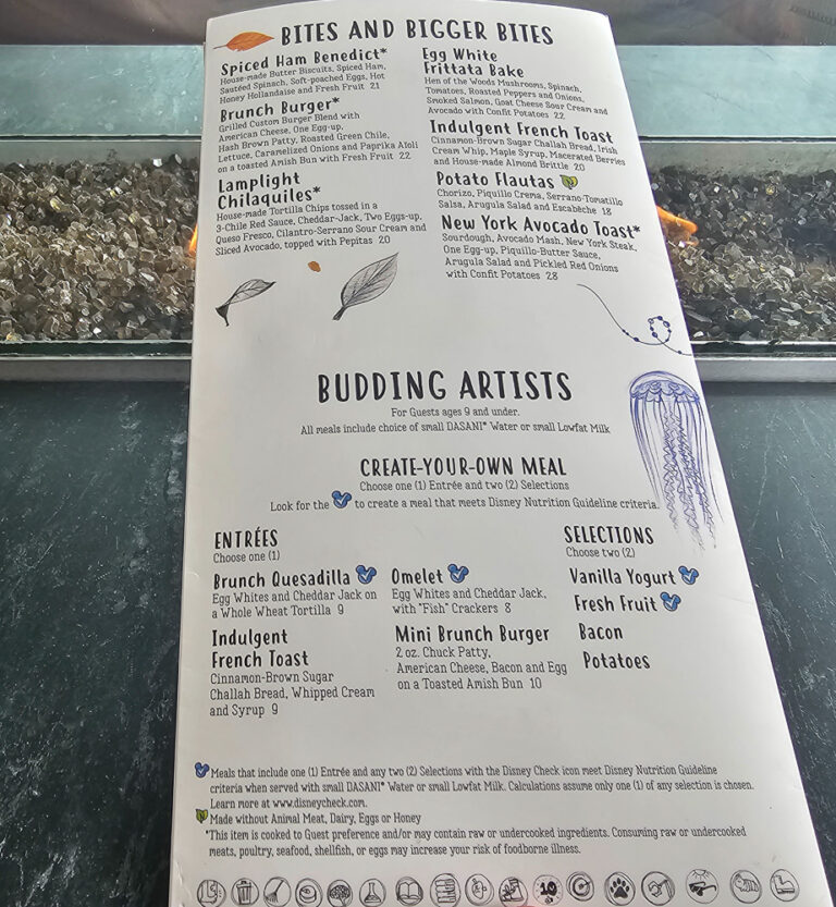 LampLight Lounge Review – Pixar Themed Restaurant at Disney California ...